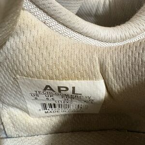APL | Shoes | Apl Techloom Pro Womens Running Sneakers Size 8 Rose Gold ...
